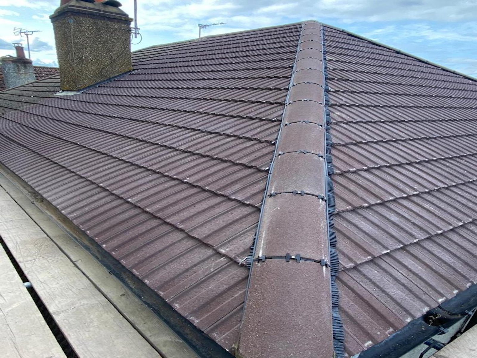 Roof Repairs – ahroofingcontractorsltd.com